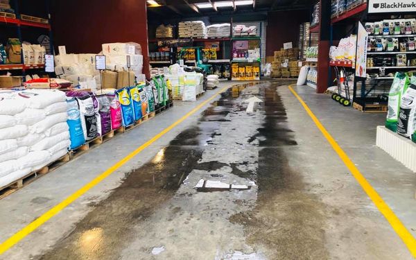 Collection & Delivery - Animal Feed Barn